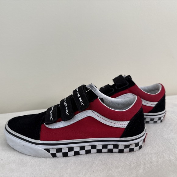 Vans | Shoes | Vans Old Skool V Logo Top Strap Black Racing Flag And ...